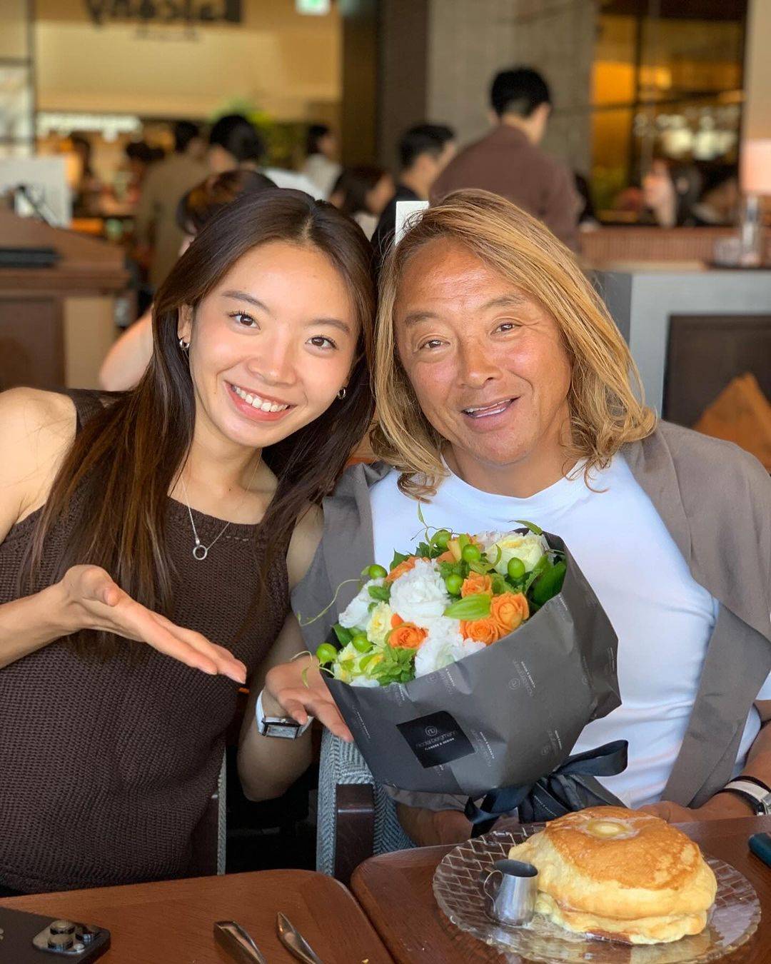 「カップルみたい」北澤豪さん〝そっくり〟娘との2ショットが話題に「奥様かと思ったらかわいい娘さん」「vivi時代の恵理ちゃん似」「娘さん美人