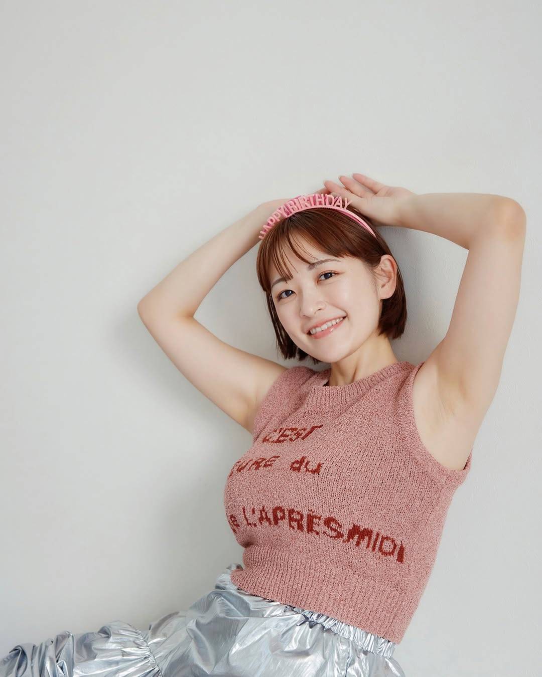 〝100センチ〟グラドル「37歳になりました！」ピッタリニットの〝BDショット〟に多数の祝福の声！「これからもマイペースに頑張ります ...