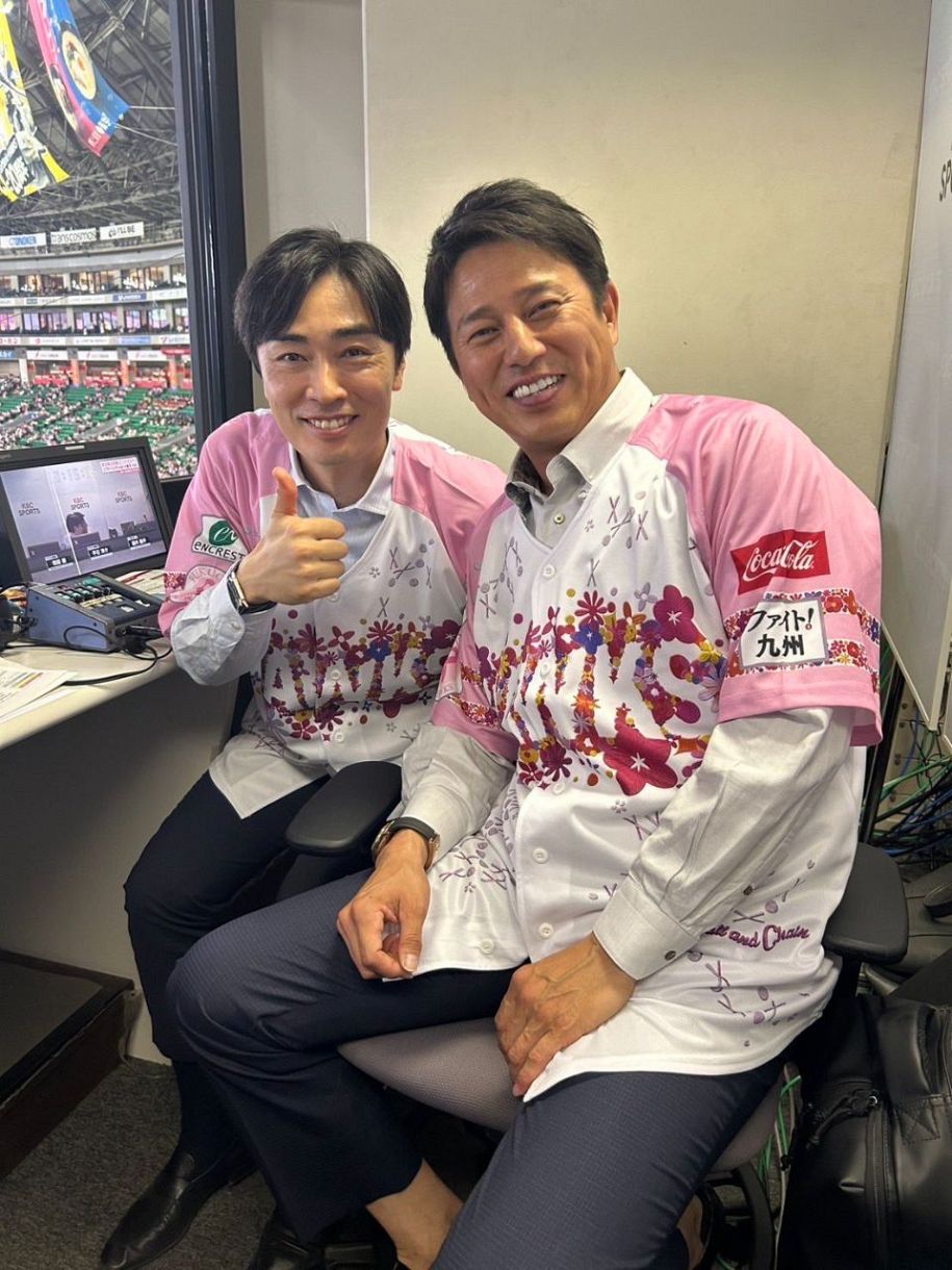 「球界屈指のイケメンOB」同学年〝イケオジ〟コンビが夢の初共演にSNS騒然「ピンクフルデーに相応しいお2人」「イケオジコンビ来たぁ～～～」：「おっ！」でつながる地元密着のスポーツ応援メディア ...