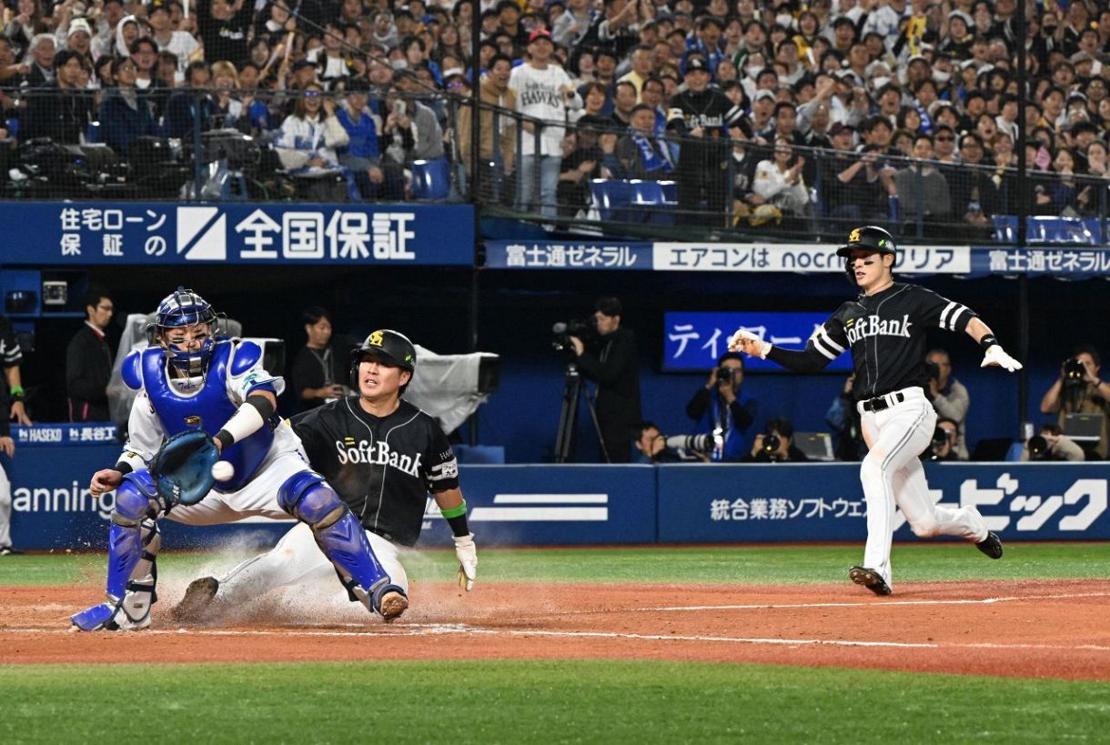 ソフトバンク周東佑京 WBCでの〝追いかけっこ〟再び！？一塁から快足飛ばし二走を抜く勢いで一気に生還：「おっ！」でつながる地元密着のスポーツ応援メディア 西スポWEB OTTO!