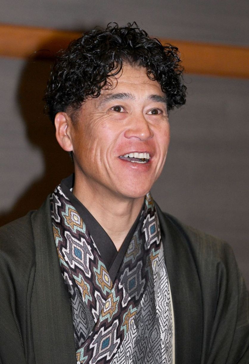 異例の和装でさっそうと登場 ソフトバンク城島健司CBO「もう50も近くなったから」：「おっ！」でつながる地元密着のスポーツ応援メディア 西スポWEB OTTO!