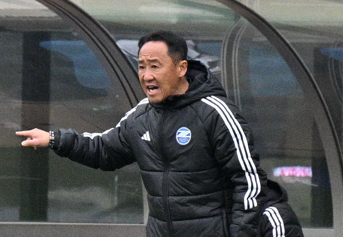 「ミスもあって初めてサッカー」町田・黒田剛監督、痛恨OGのGK谷かばう 同時に称賛した福岡のプレー：「おっ！」でつながる地元密着のスポーツ応援メディア 西スポWEB OTTO!