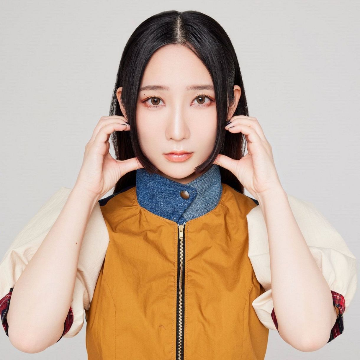 ファーストサマーウイカ〝メイク好き必見〟溢れんばかりのセットを豪華大公開 ファン「素晴らしい」「様々な価格帯を総動員させている… 」:「おっ