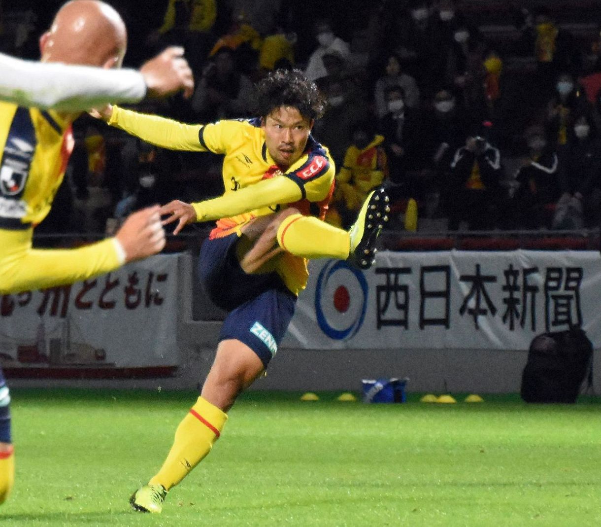 「熱く闘い、数多くの勝利を」J3ギラヴァンツ北九州にDF福森健太が5年ぶり復帰：「おっ！」でつながる地元密着のスポーツ応援メディア 西スポWEB OTTO!