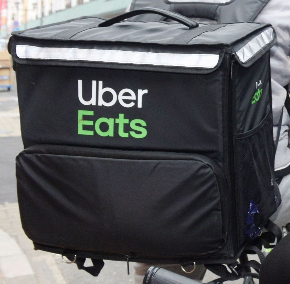 「これはひどい…」「配達事故」UberEatsで届いた料理がとんでもない姿に…SNS投稿に波紋広がる：「おっ！」でつながる地元密着のスポーツ応援メディア 西スポWEB OTTO!