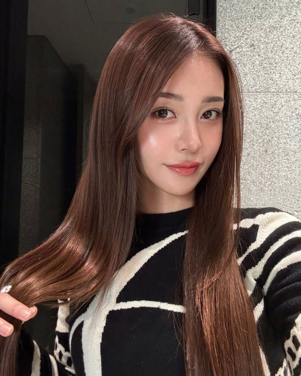 「恋愛サバイバル」で人気…モデルREIKA〝ドキっ〟大胆リゾートショットに脚光「景色に負けない美しさ」「ドキッとした」：「おっ！」でつながる ...