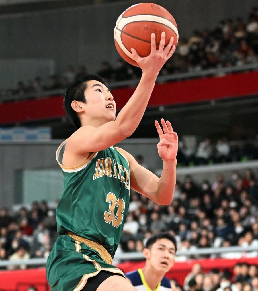 福岡第一が帝京長岡に競り勝ち5年連続4強入り 2年ぶりの〝冬の日本一〟へ前進【高校バスケ・ウインターカップ】：「おっ！」でつながる地元密着の ...