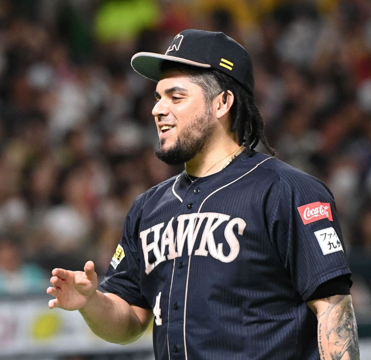 【動画】あわや被弾の〝オスナの1ミリ〟「本人が1番やっちまった感出てるww」「軍師の策略やろ」とSNSでも大盛り上がり：「おっ！」でつながる地元密着のスポーツ応援メディア 西スポWEB OTTO!